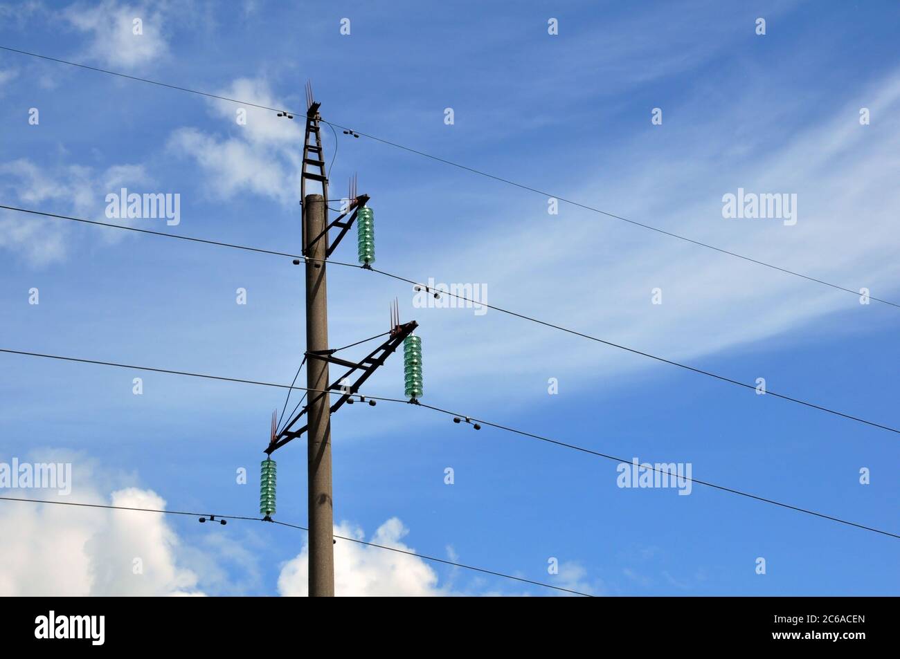 Line mast hi-res stock photography and images - Alamy