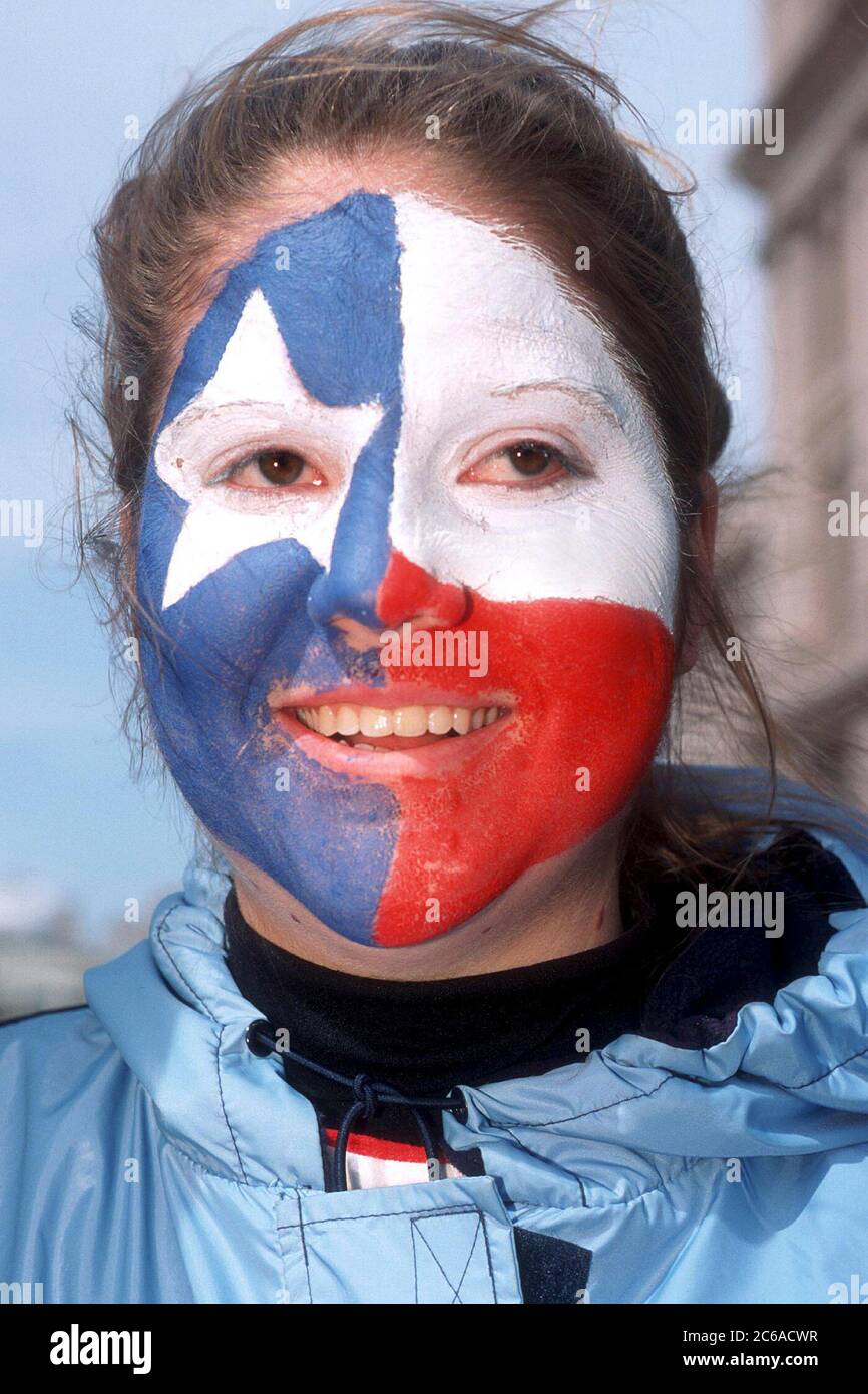 Austin, Texas USA, March 2, 2002: Patriotic Texan braves a chilly Texas ...