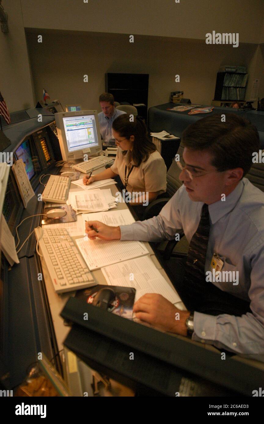 2003 computers hi-res stock photography and images - Alamy