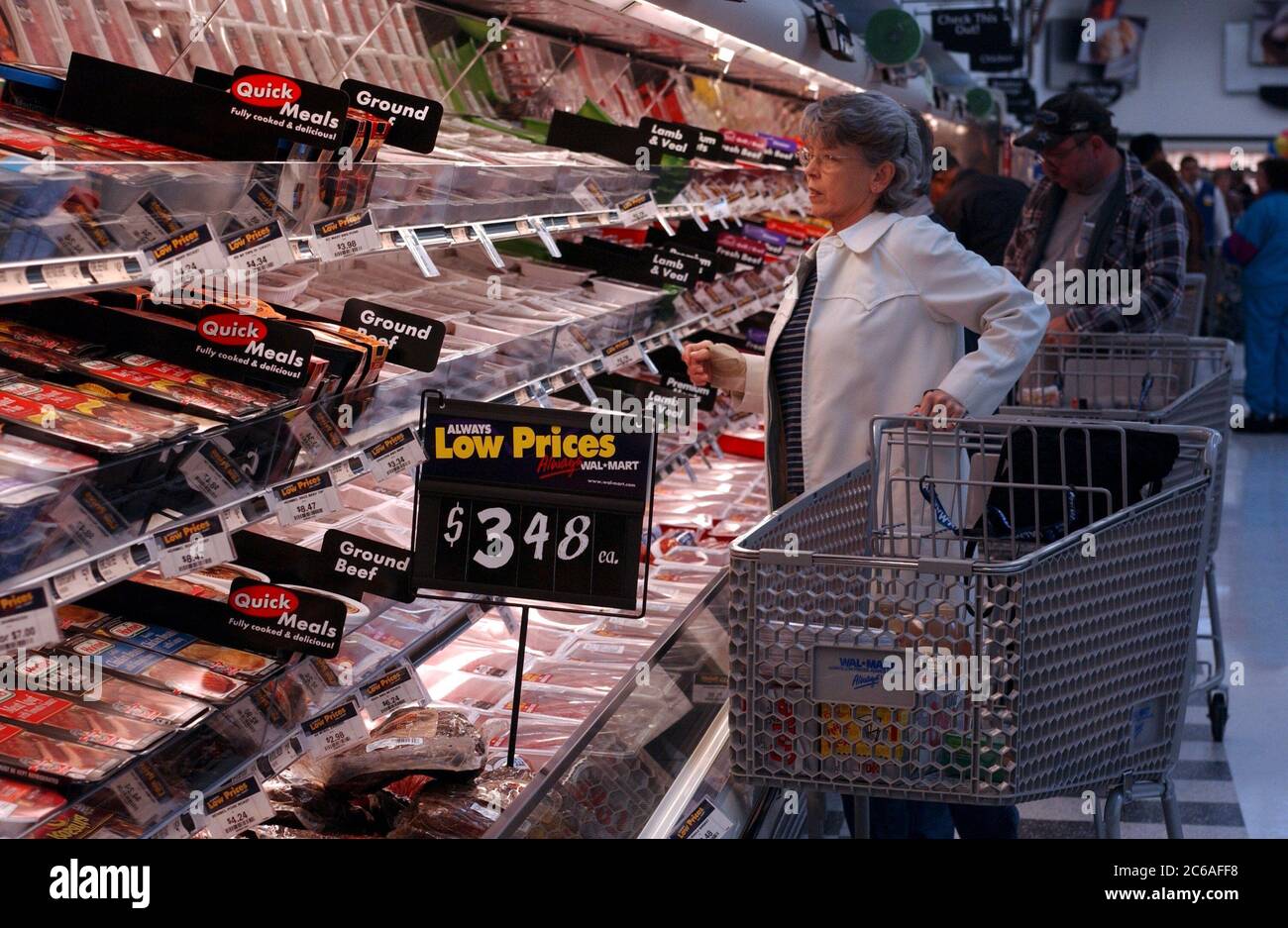 San Antonio, Texas USA, January 21, 2004: Female shopper looks at huge ...