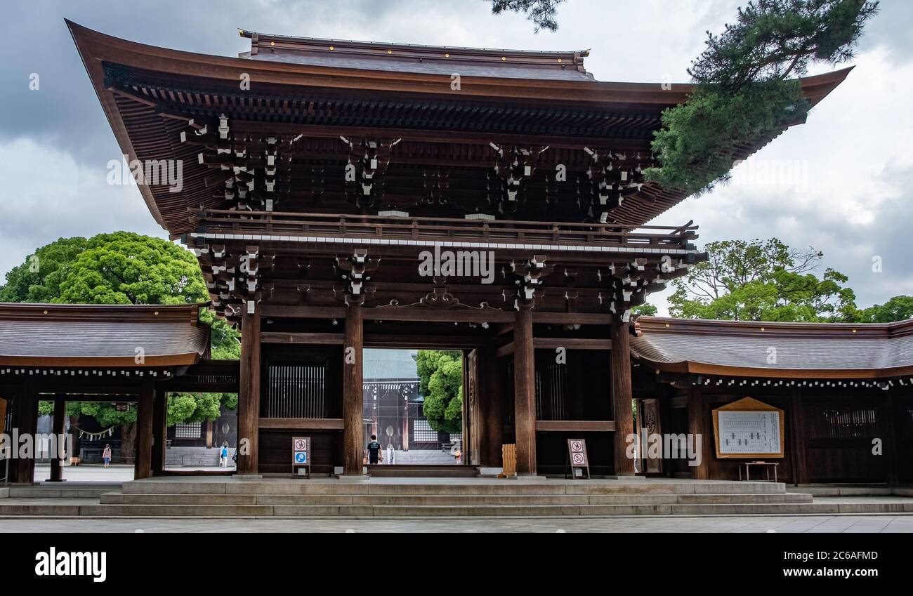 Meiji Jingu shrine compound entrance, Tokyo, Japan Stock Photo - Alamy