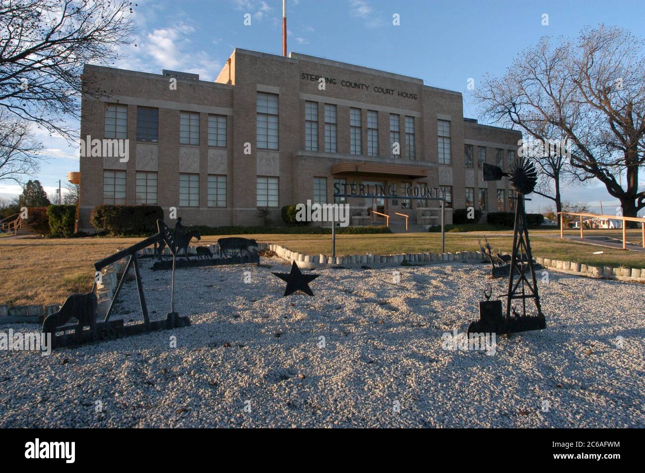 Sterling County Courthouse, Sterling City, Texas oil country southeast ...