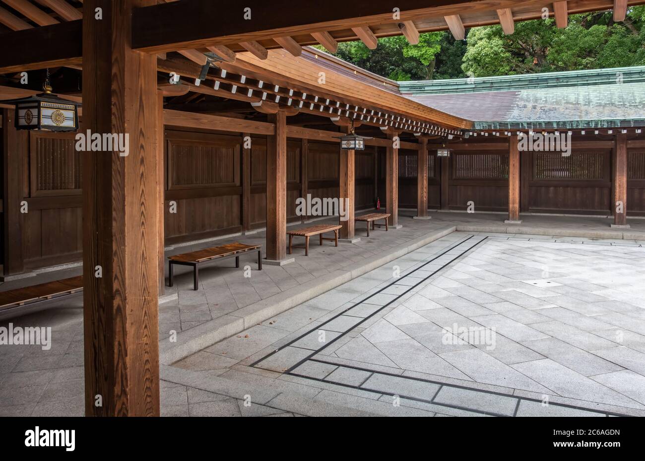Empty section interior compound of Meiji Jingu Shrine, Tokyo, Japan ...