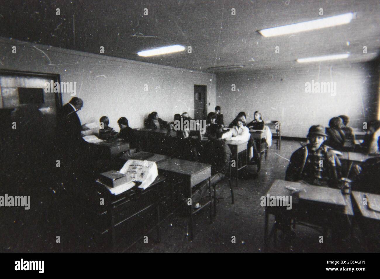 Fine 70s vintage black and white lifestyle photography of students ...