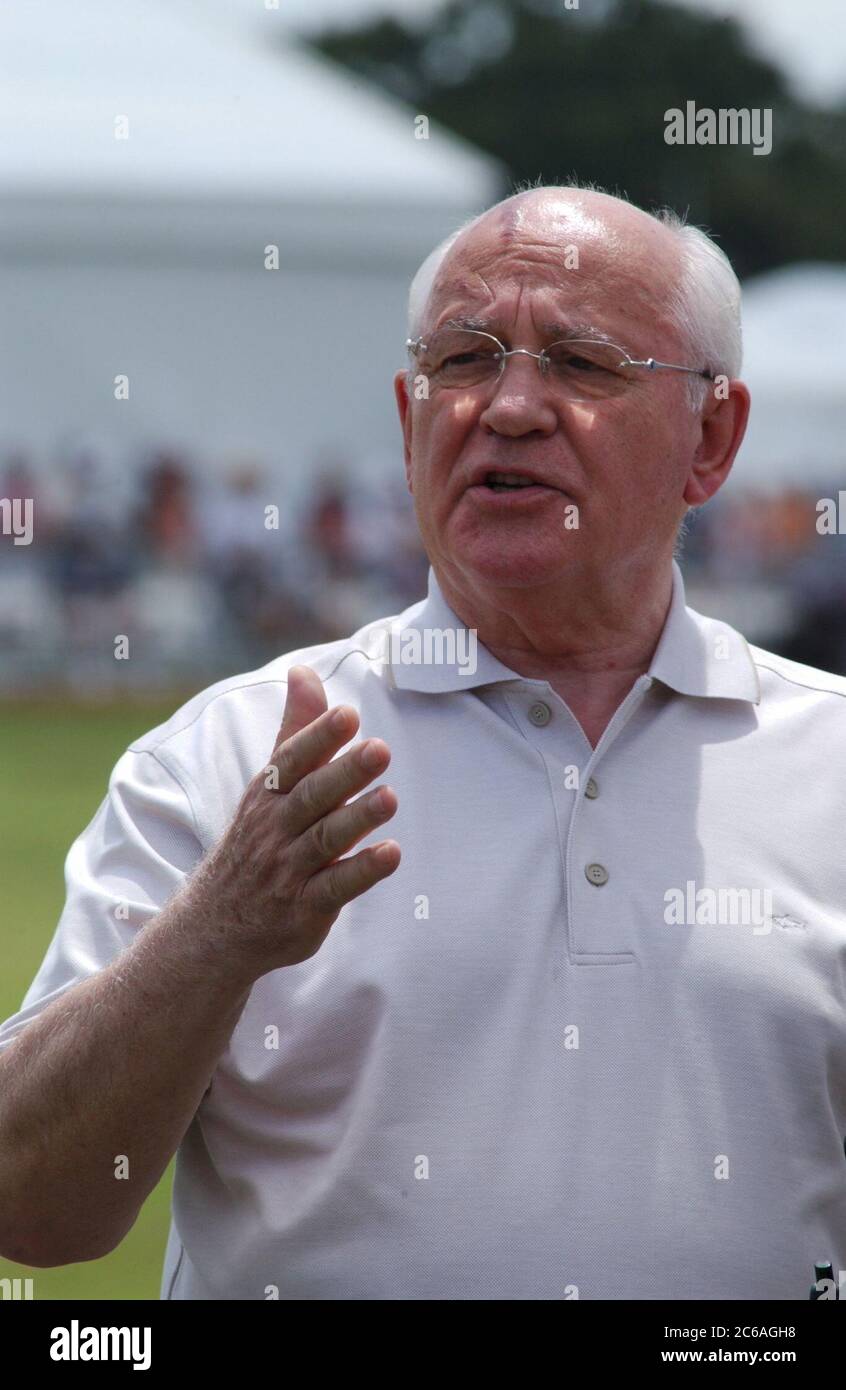 Vodka press hi-res stock photography and images - Alamy