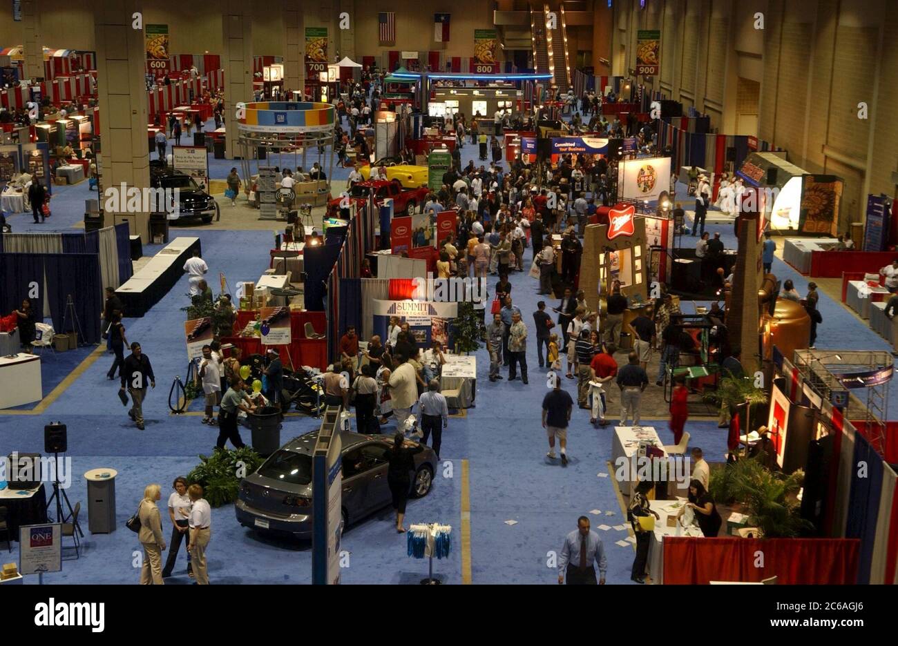 Show booths hi-res stock photography and images - Alamy