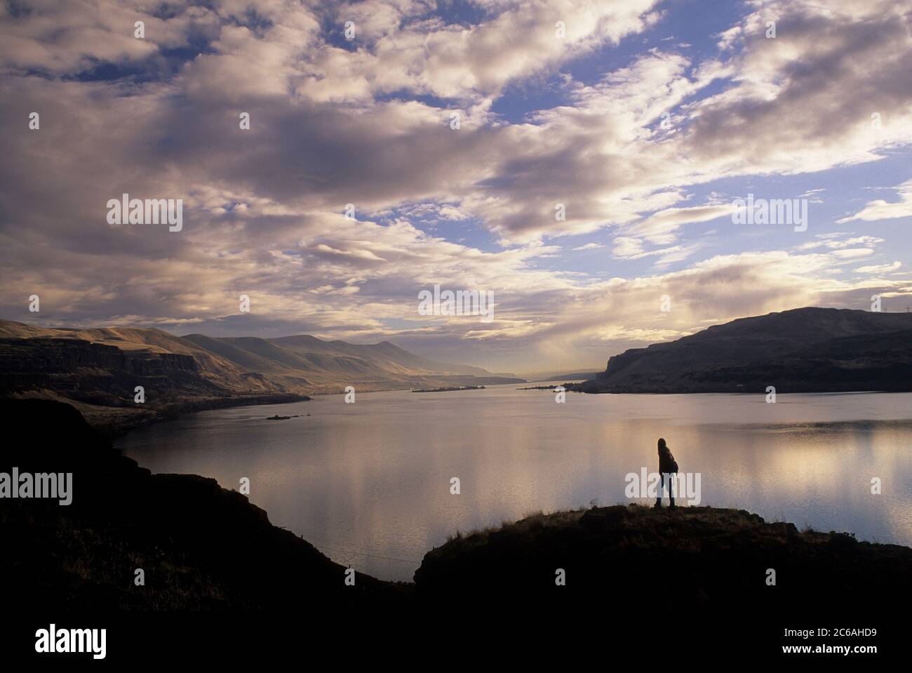 Columbia River Gorge view, Columbia Hills State Park, Columbia River ...