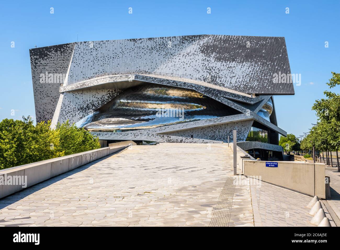 The Philharmonie de Paris concert hall, by french architect Jean Nouvel ...