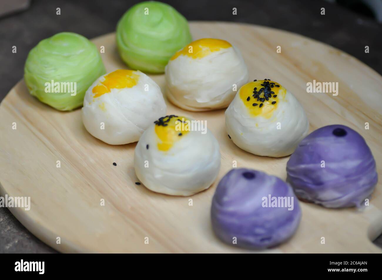 Chinese Spring Rolls, moon cake or Chinese pastry Stock Photo - Alamy