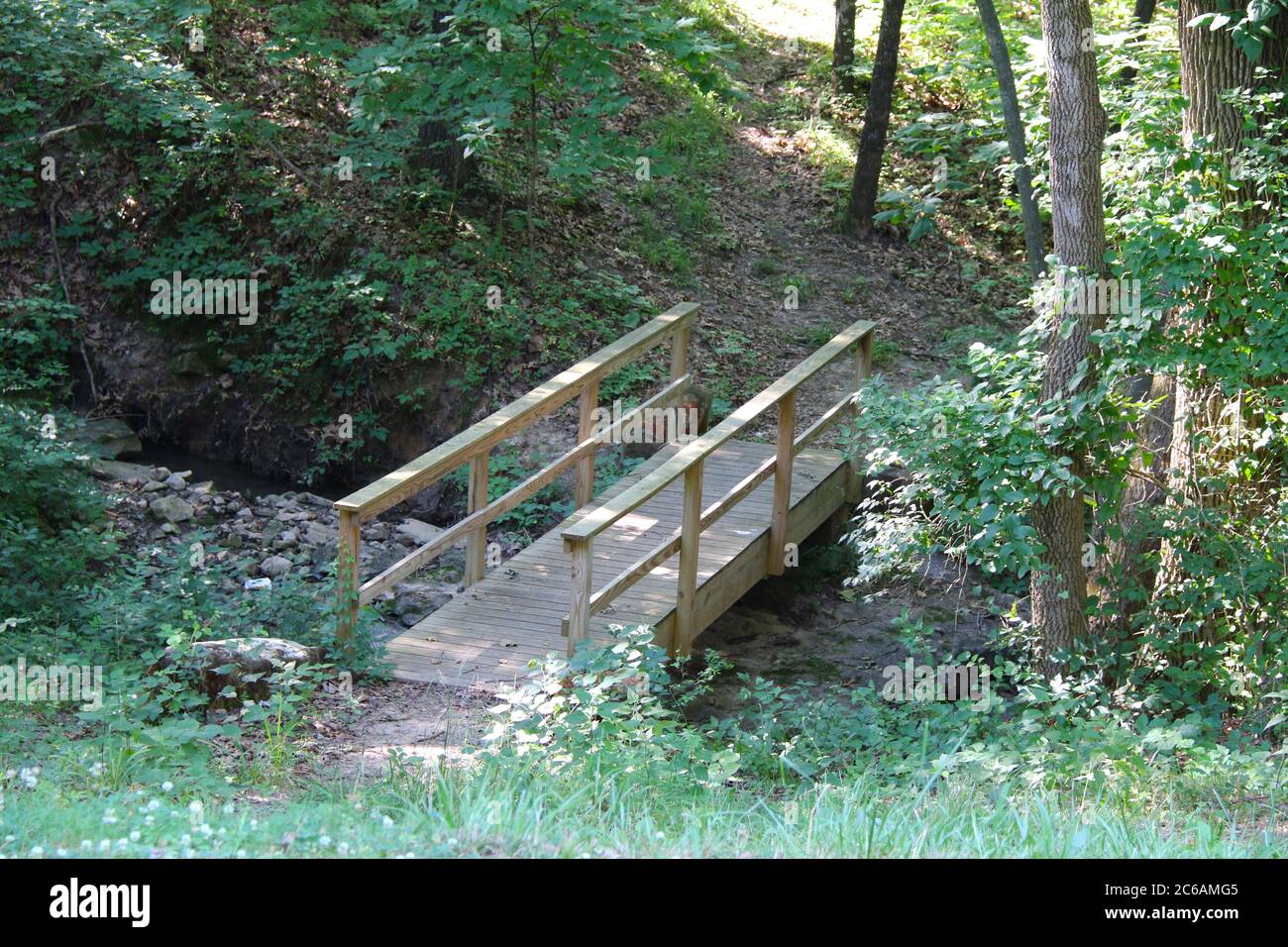 Overhead arch hi-res stock photography and images - Alamy