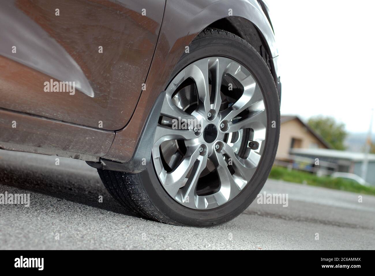 Wheel on a passenger car Stock Photo - Alamy