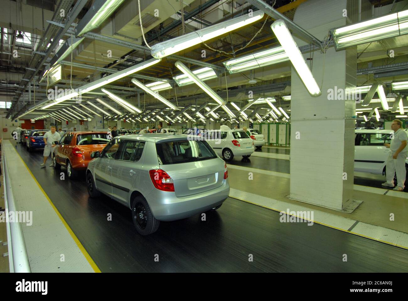 Final assembly production line car hi-res stock photography and images ...