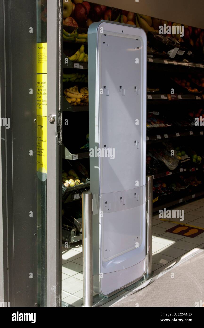 Body scanner hi-res stock photography and images - Alamy