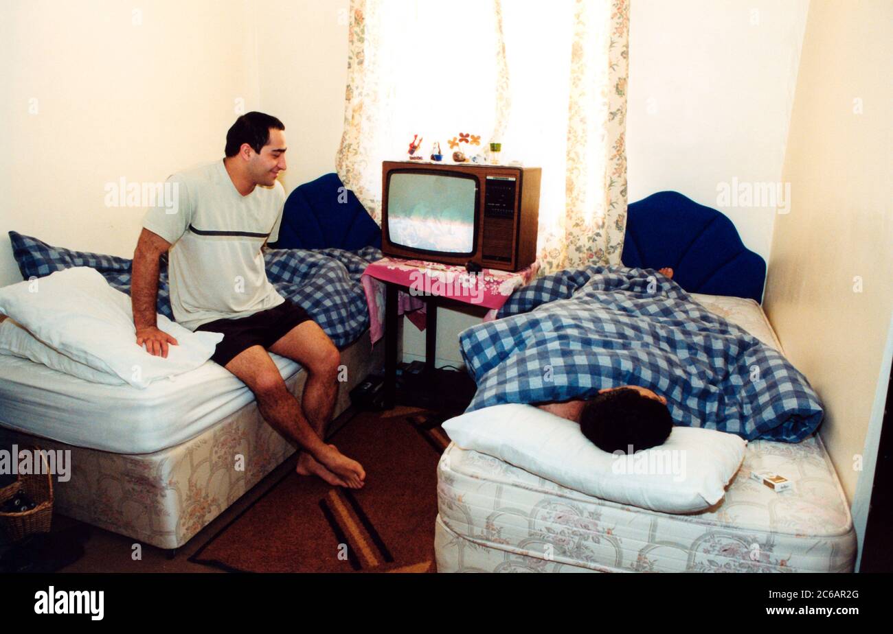 Uk asylum seekers hotel hi-res stock photography and images - Alamy