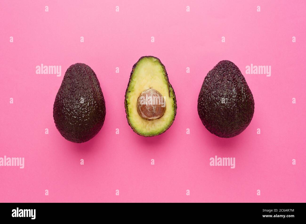 Avocado. Tropical tree with an erect trunk, a dilated and globular ...