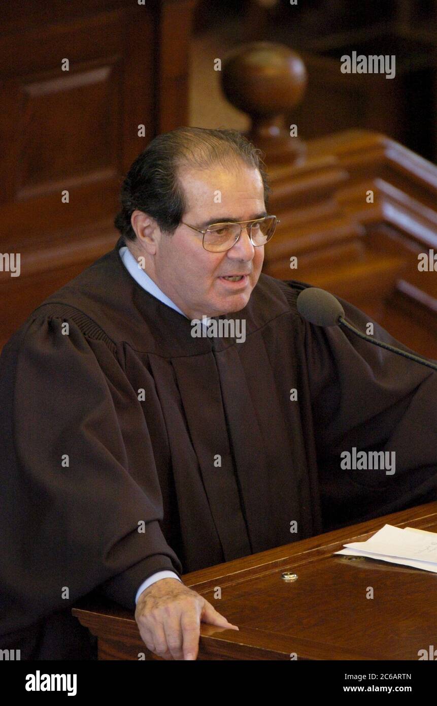 Austin, Texas USA, November 11 2004: Supreme Court Justice Antonin Scalia speaks at the ...