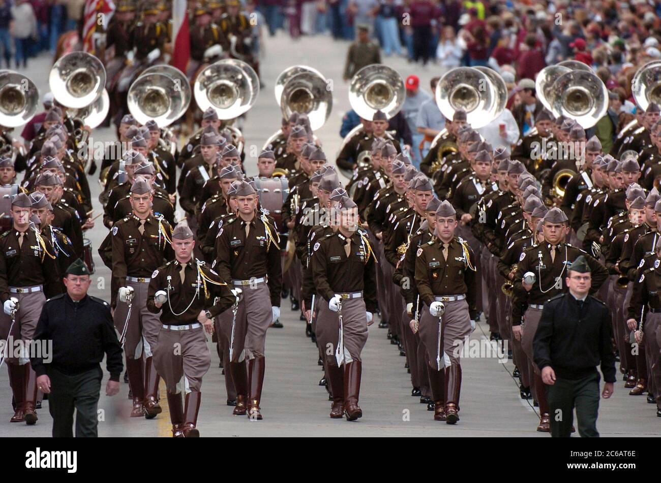 College game day tradition hi-res stock photography and images - Alamy