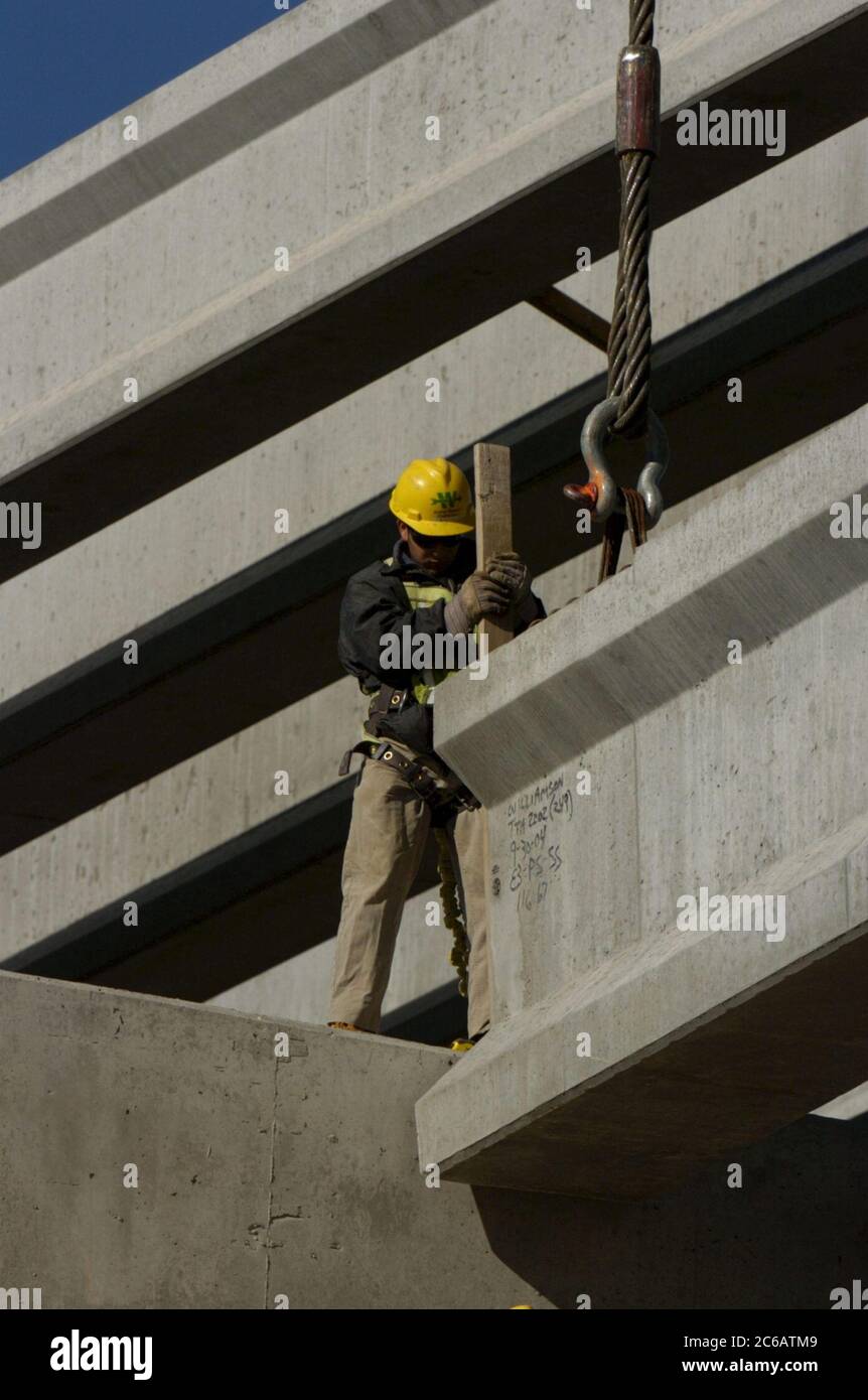 Construction work on 10 hi-res stock photography and images - Alamy