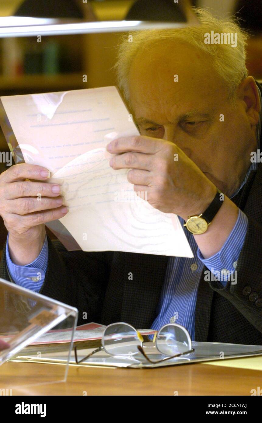 William gaines hi-res stock photography and images - Alamy