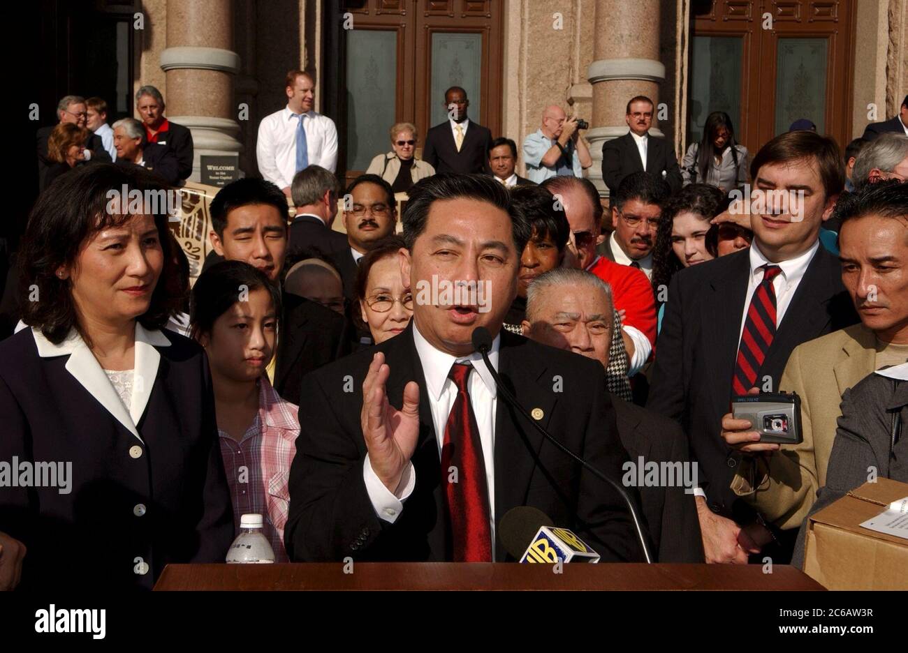 Newly sworn in legislator hi-res stock photography and images - Alamy