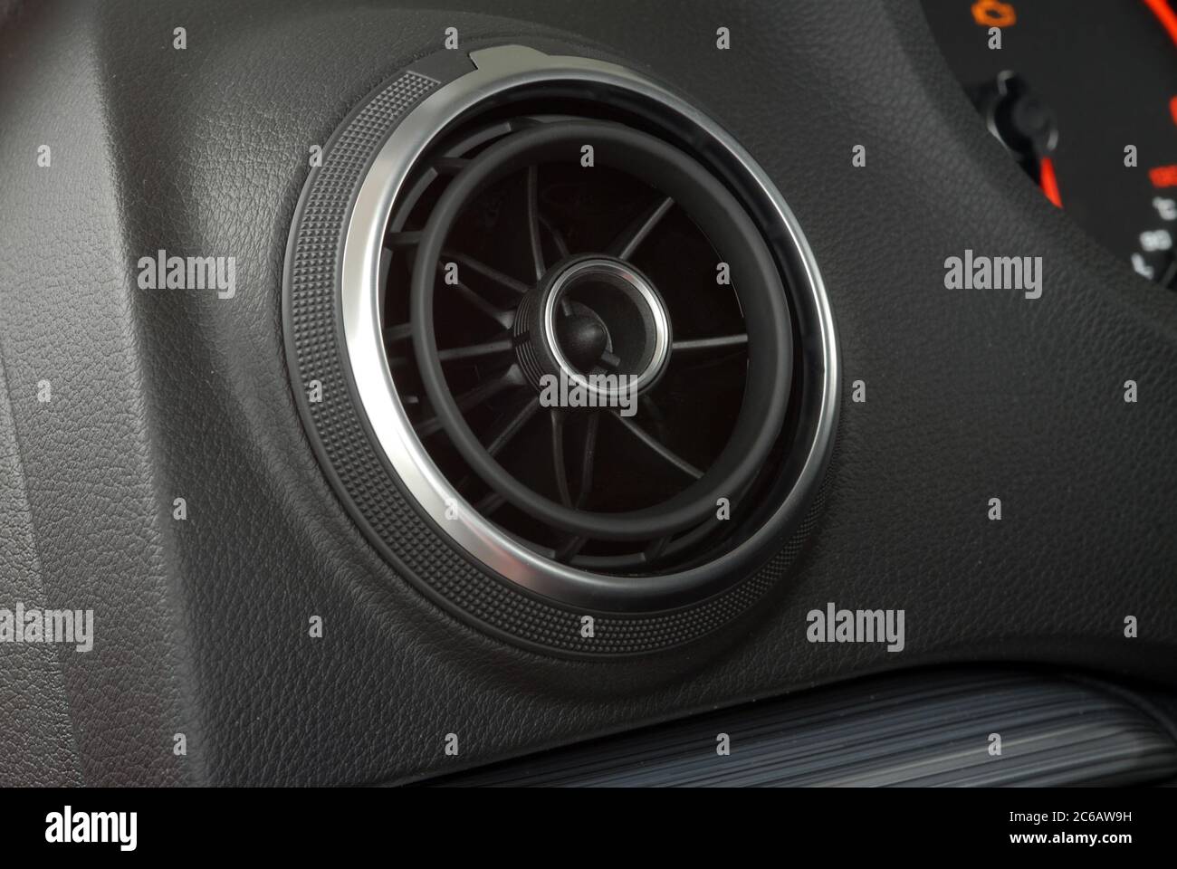 Cockpit mirrors hi-res stock photography and images - Alamy