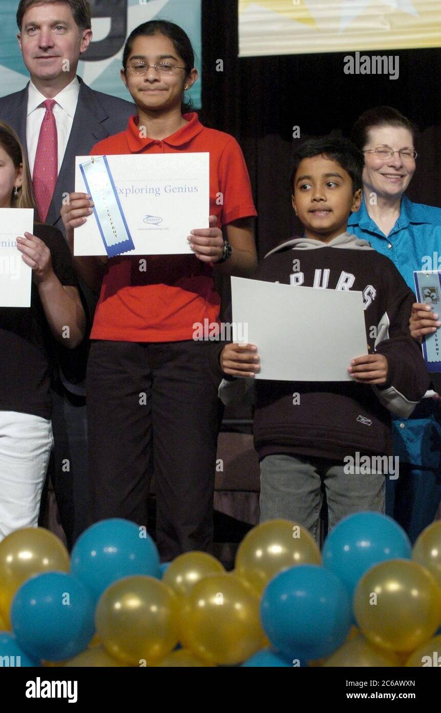 Austin Texas USA, February 26 , 2005: Grade-school students show off ...