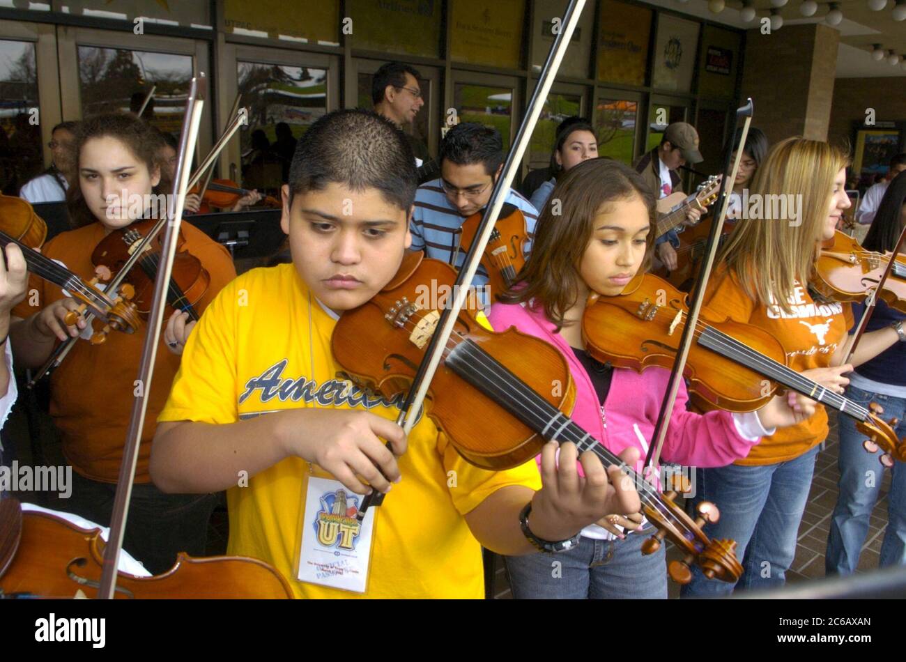 Mariachi players mariachi band hi-res stock photography and images - Alamy