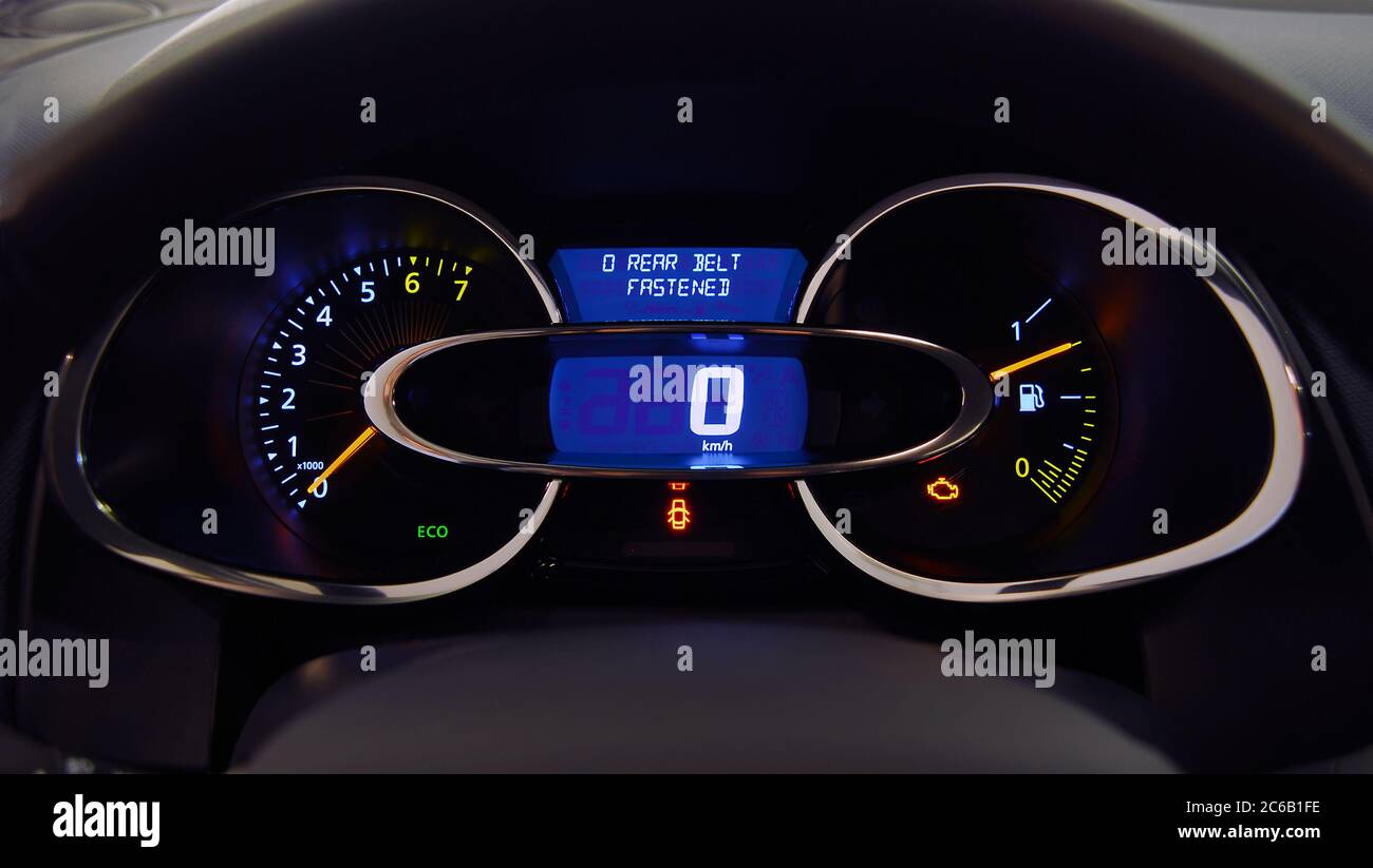 car instruments panel Stock Photo - Alamy