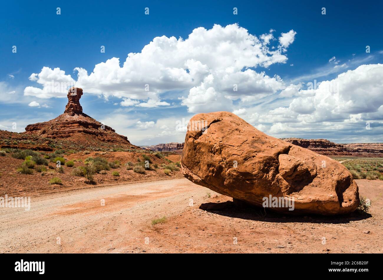 Usa road trip landscape hi-res stock photography and images - Alamy