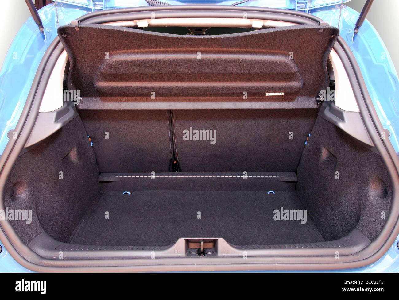 empty car trunk Stock Photo - Alamy