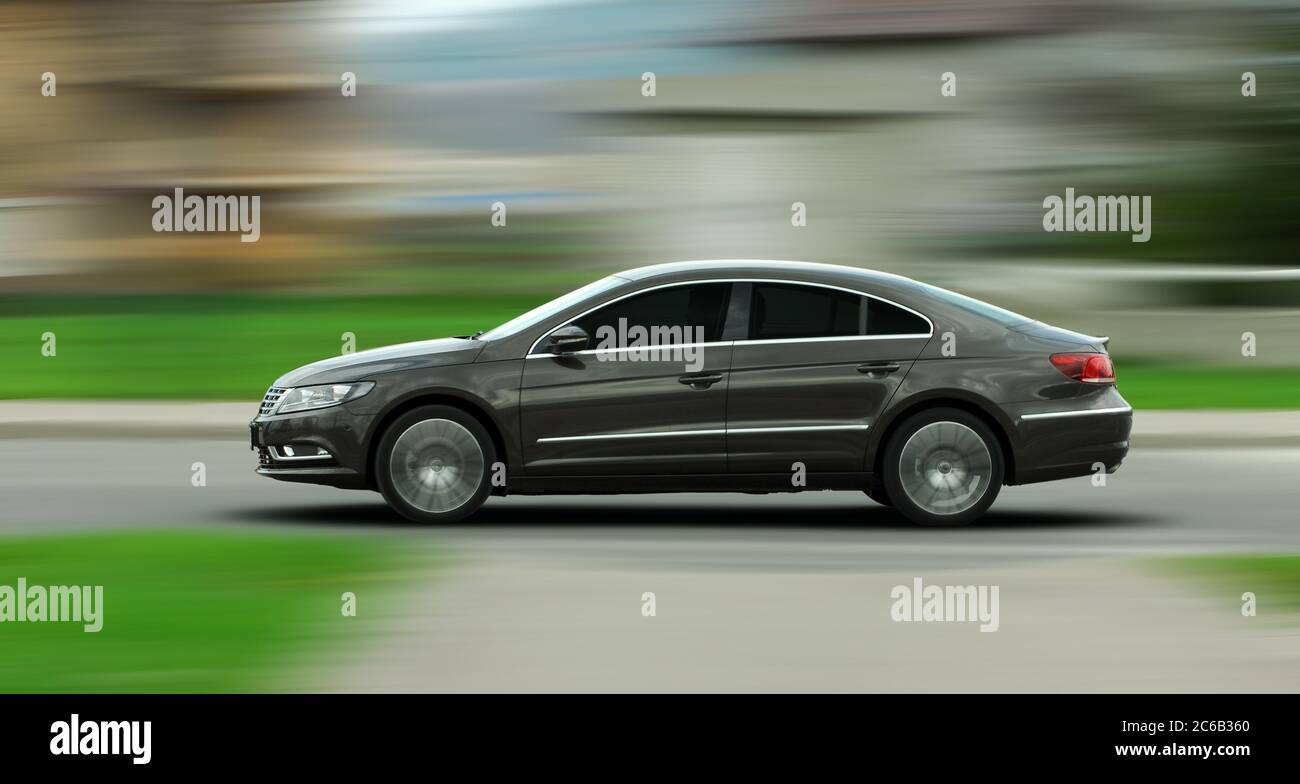 driving too fast Stock Photo - Alamy