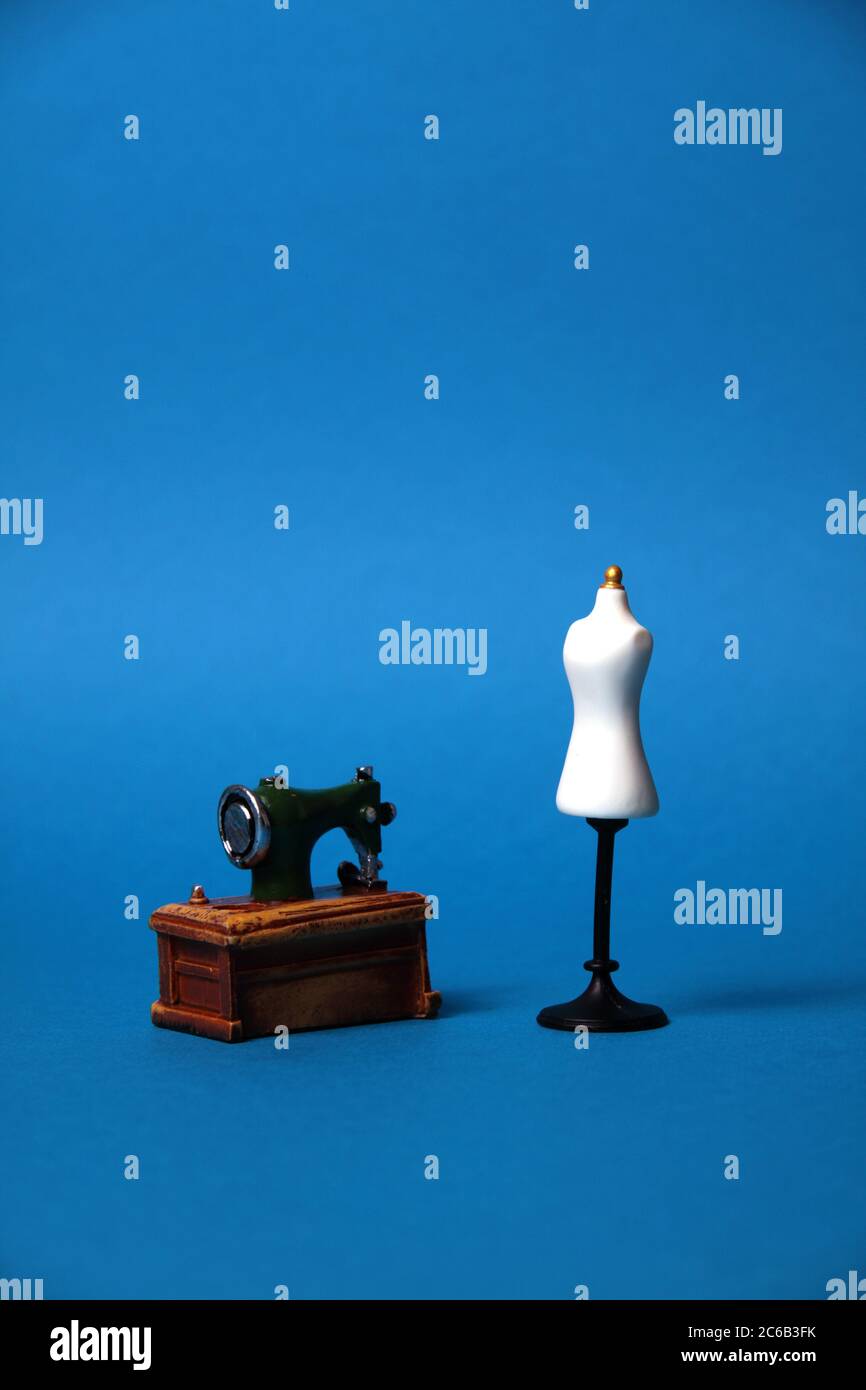 Dummy machine hi-res stock photography and images - Alamy