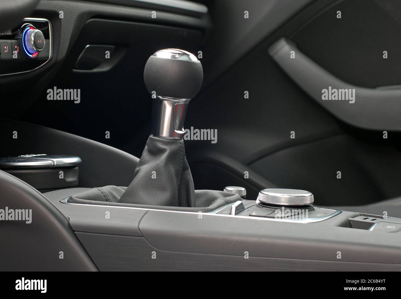 Five speed gearbox hi-res stock photography and images - Alamy