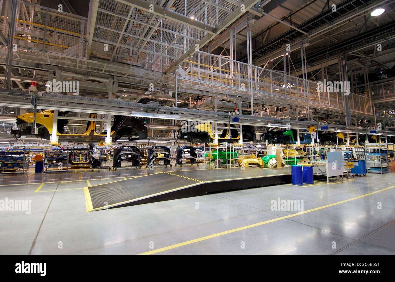 Modern assembly of cars hi-res stock photography and images - Alamy