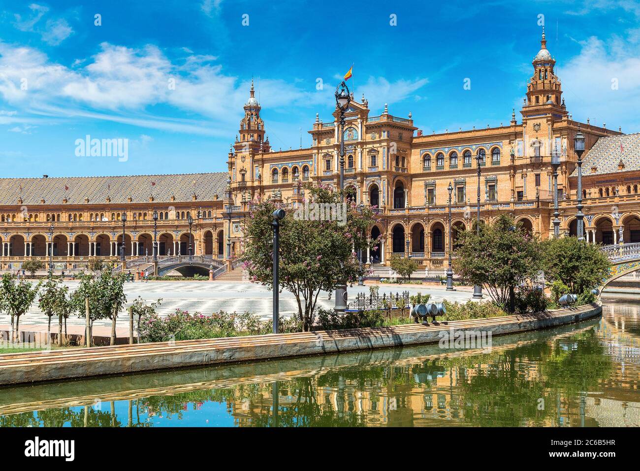 Spanish Square (Plaza de Espana) in Sevilla in a beautiful summer day ...