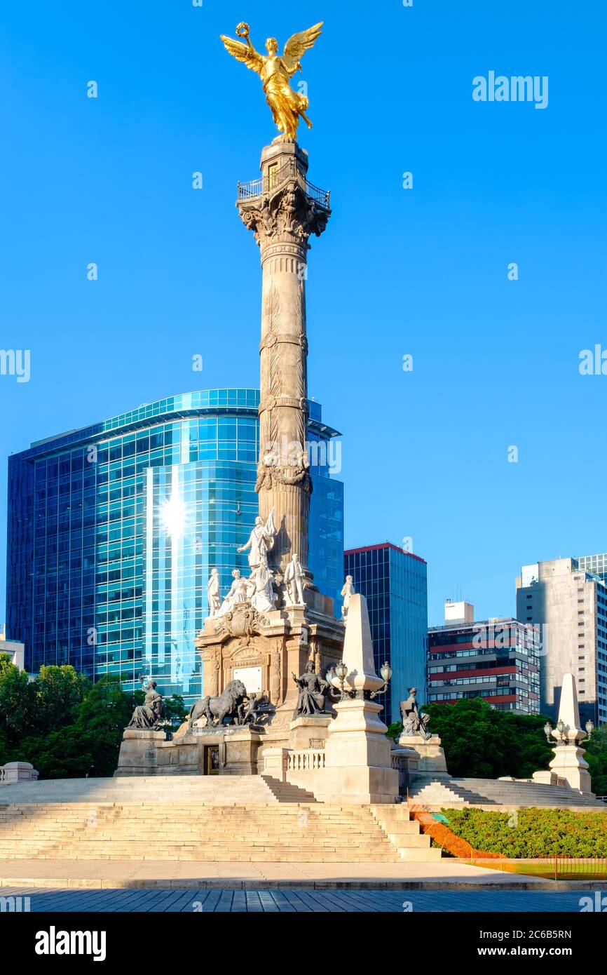The Angel of Independence, a worldwide known symbol of Mexico City ...