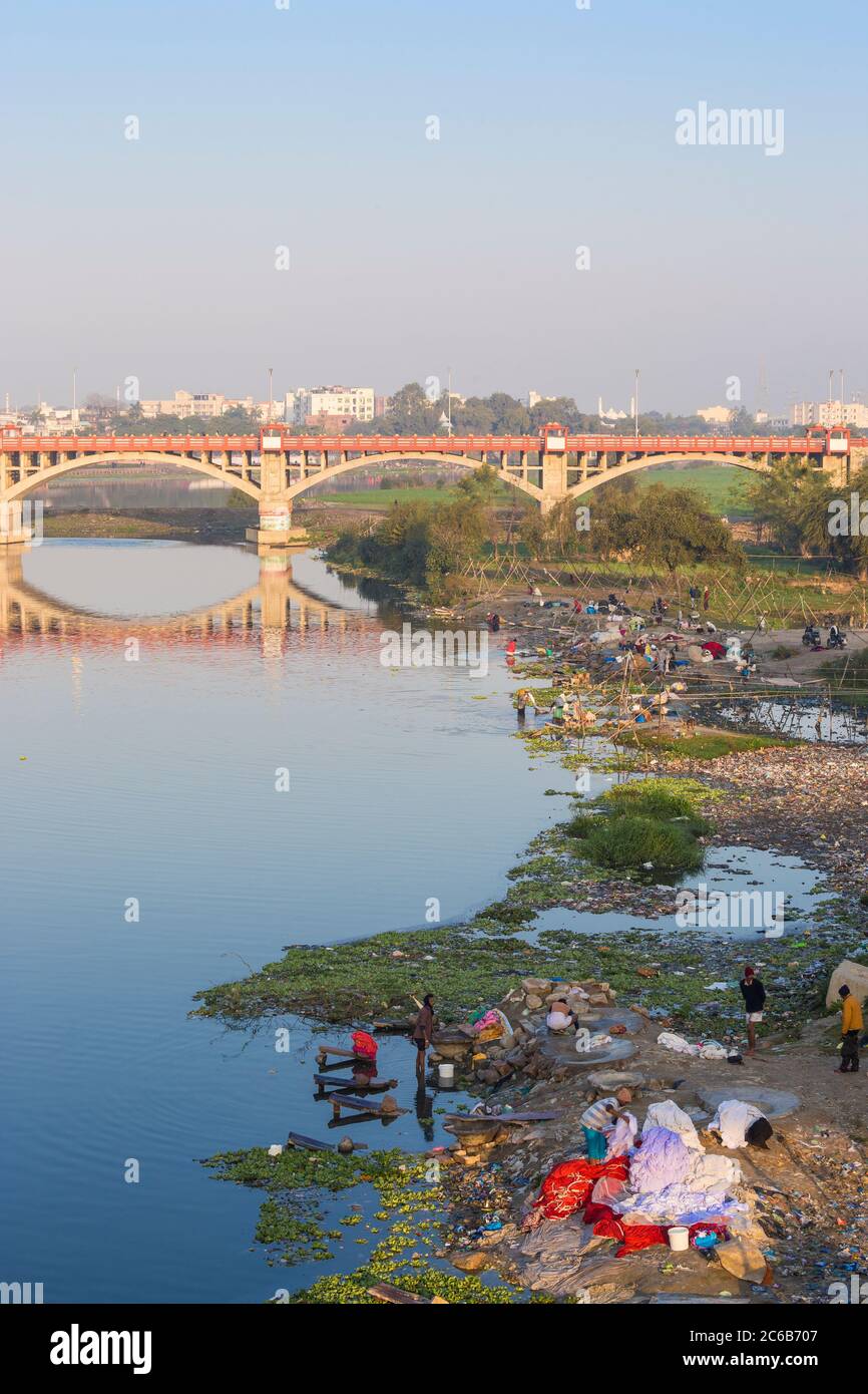 Banks of gomti river hi-res stock photography and images - Alamy