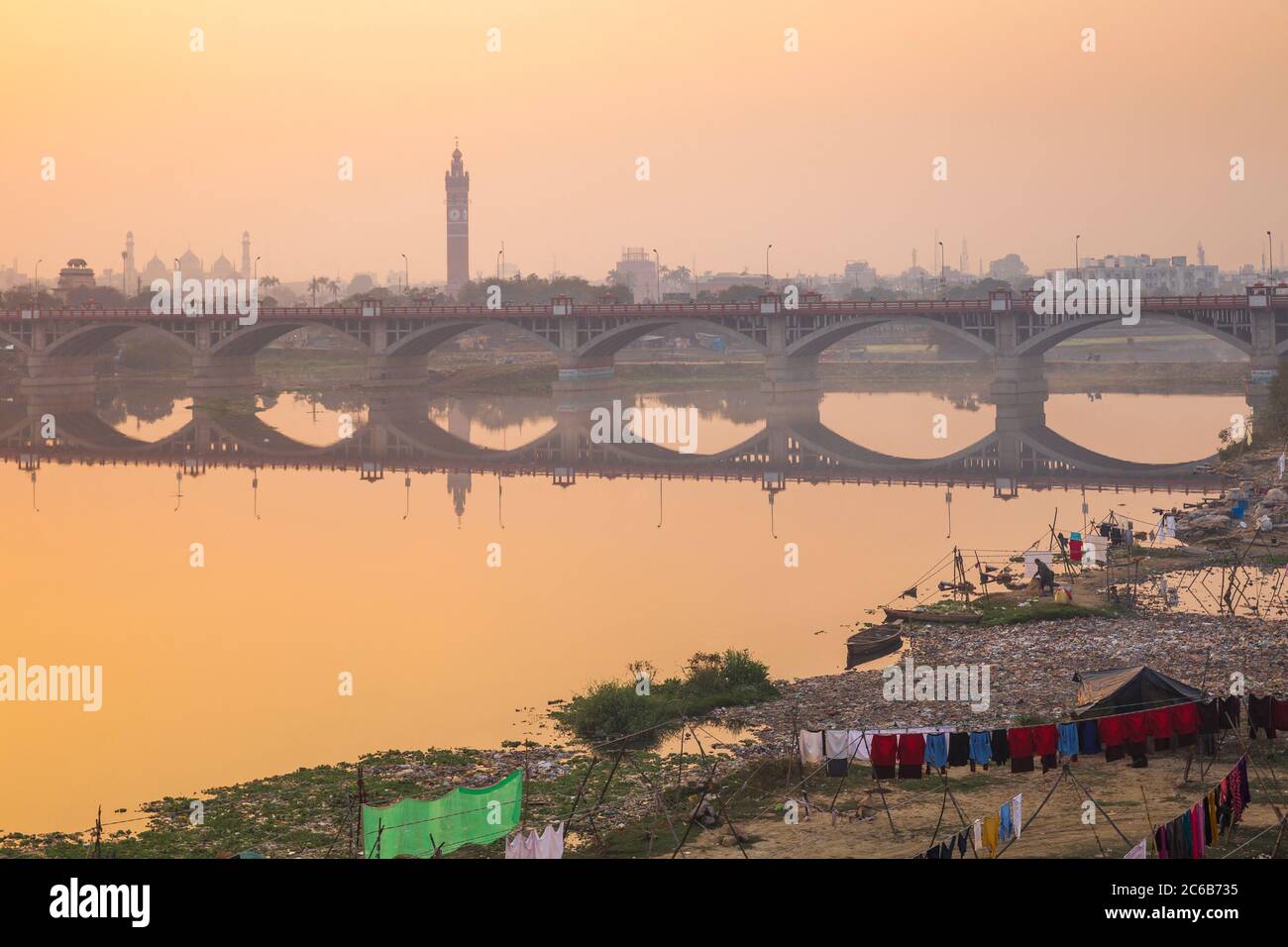 Banks of gomti river hi-res stock photography and images - Alamy