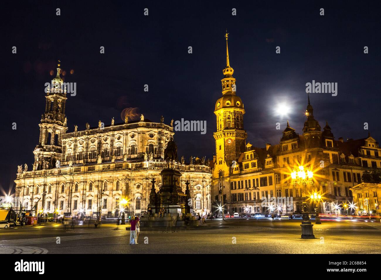 Night view of Dresden. Beautiful summer night Stock Photo - Alamy