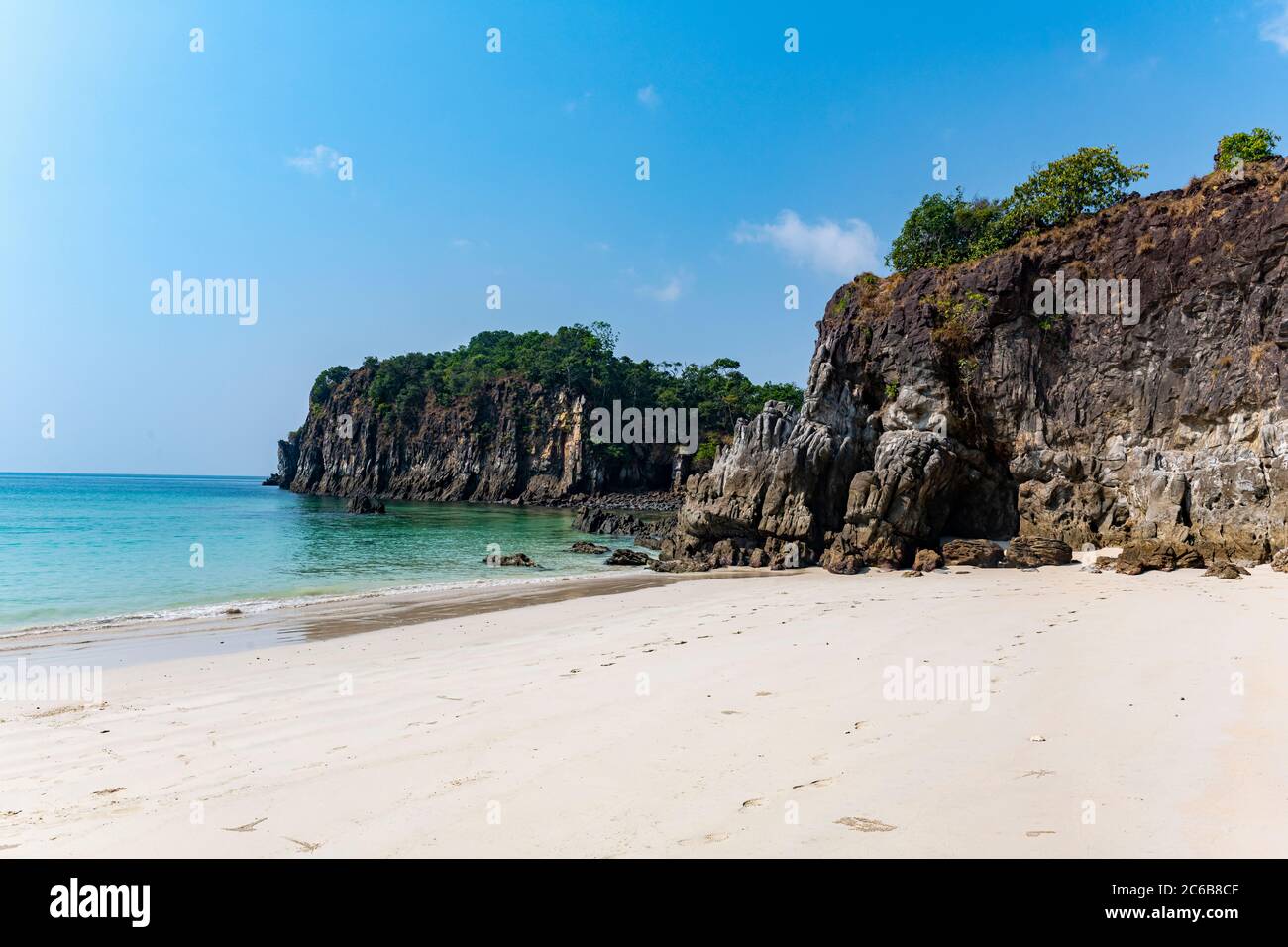 Untouched white sand beach on Smart Island, Mergui (Myeik) Archipelago ...