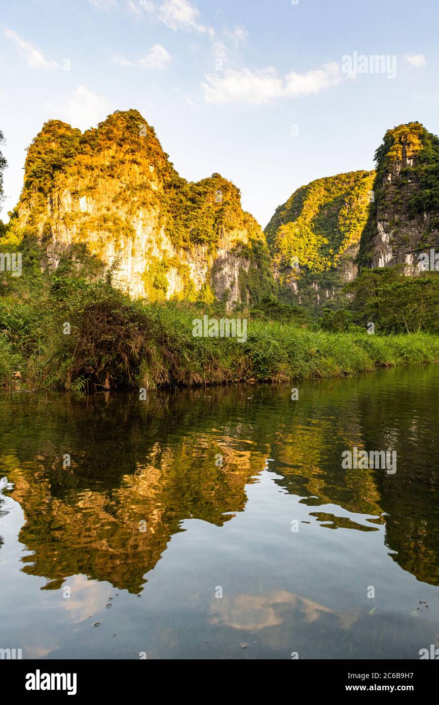 Limestone mountains in the scenic Trang An Landscape Complex, UNESCO ...