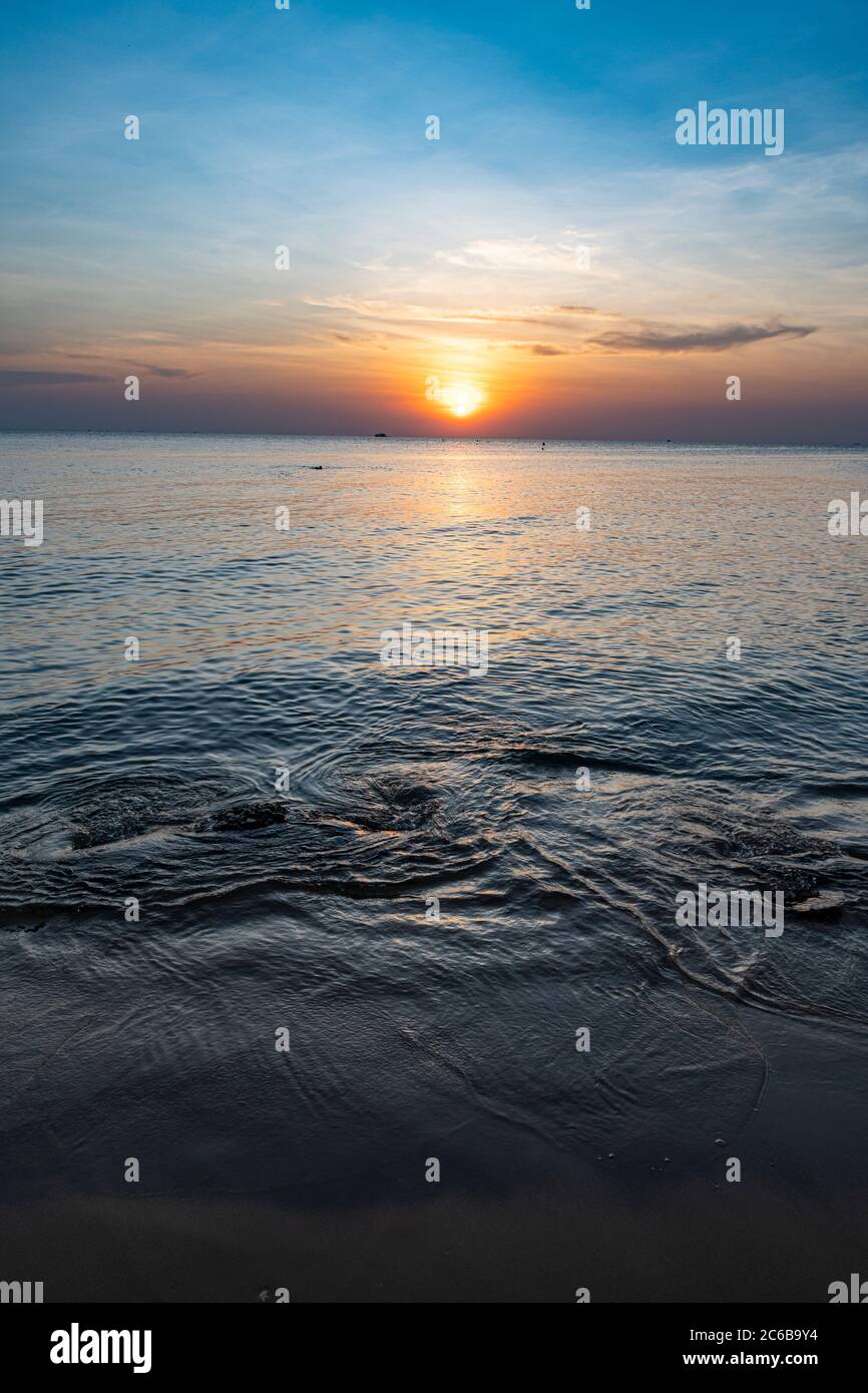 Sunset over the ocean, Ong Lang beach, island of Phu Quoc, Vietnam ...