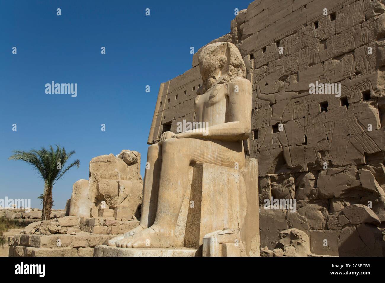 Colossus of Tuthmosis III, Eighth Karnak Temple Complex, UNESCO World ...