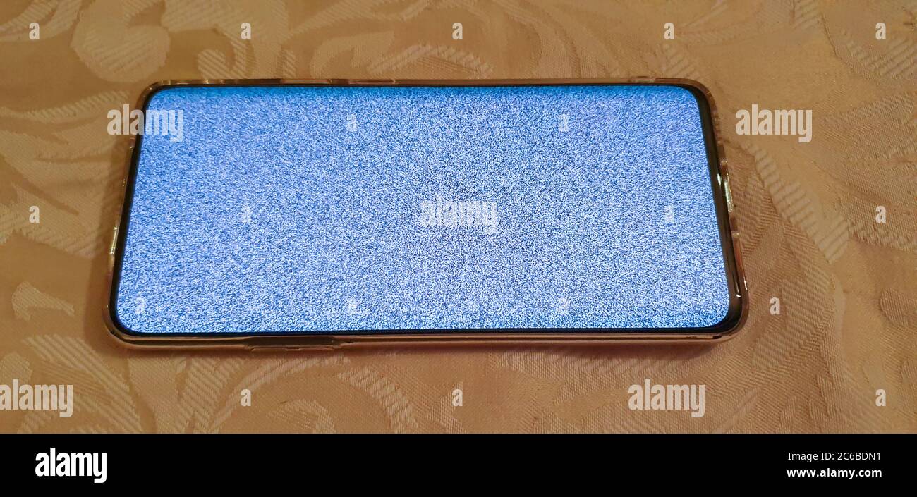 No Signal on a smart phone screen (no bezels) | TV retro television ...