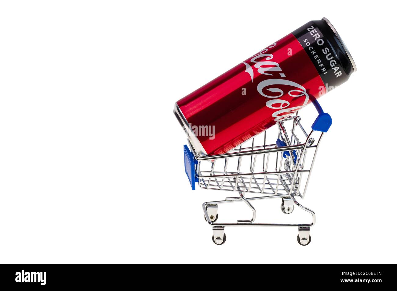 Shopping cart in supermarket editorial Cut Out Stock Images & Pictures ...