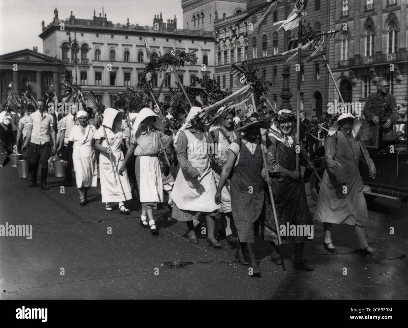 Parade to 1st Shark Heinrich Hoffmann Photographs 1934 Adolf Hitler's ...
