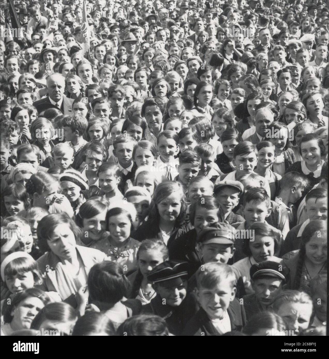 Youth rally Heinrich Hoffmann Photographs 1934 Adolf Hitler's official ...