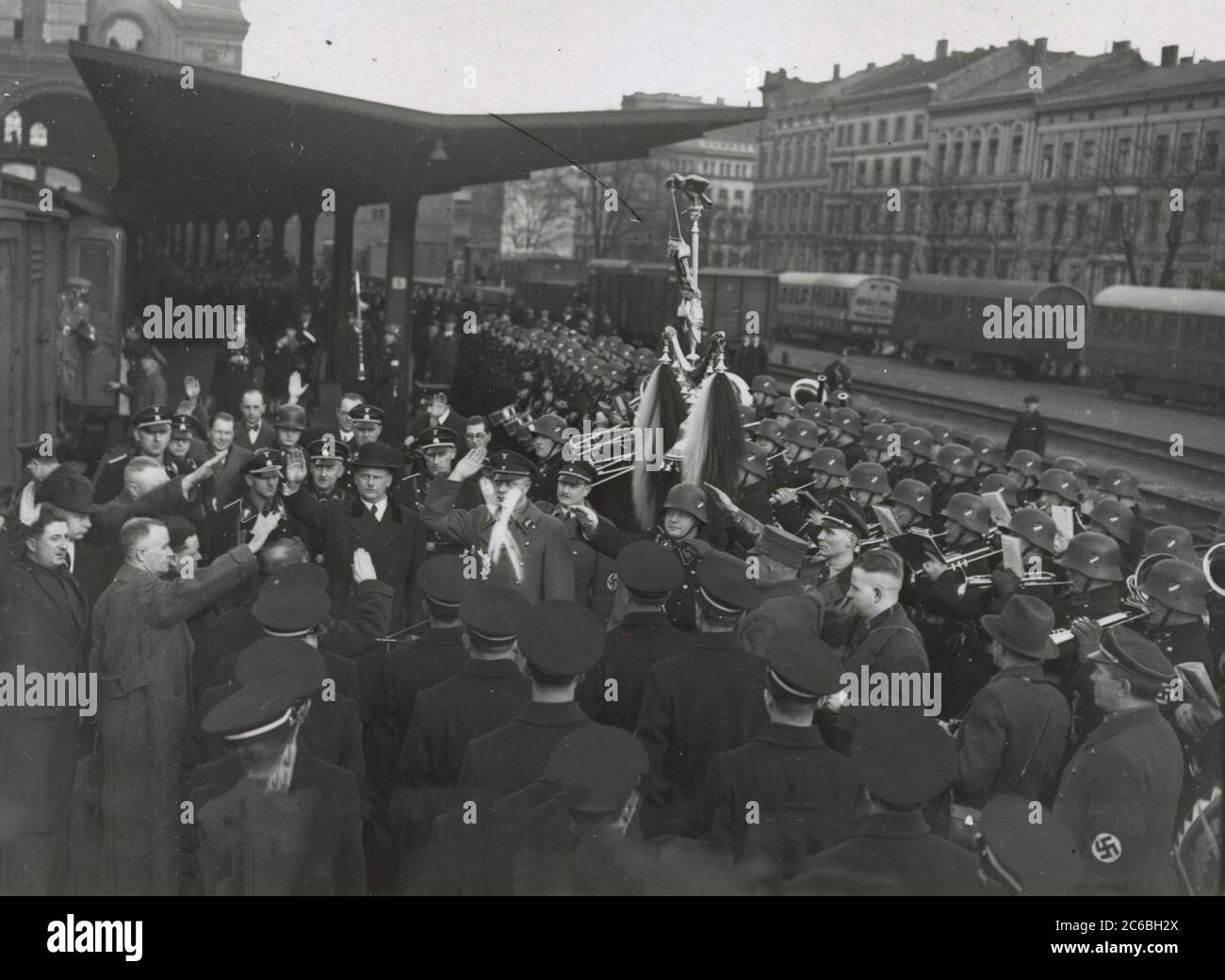 - Gorlitzer Heinrich Hoffmann Photographs 1934 Adolf Hitler's official ...