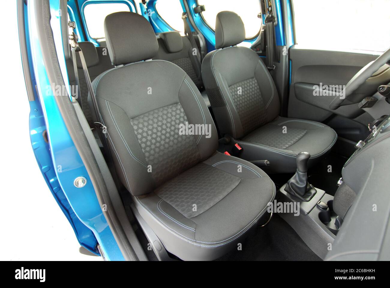 Front car seats Stock Photo - Alamy
