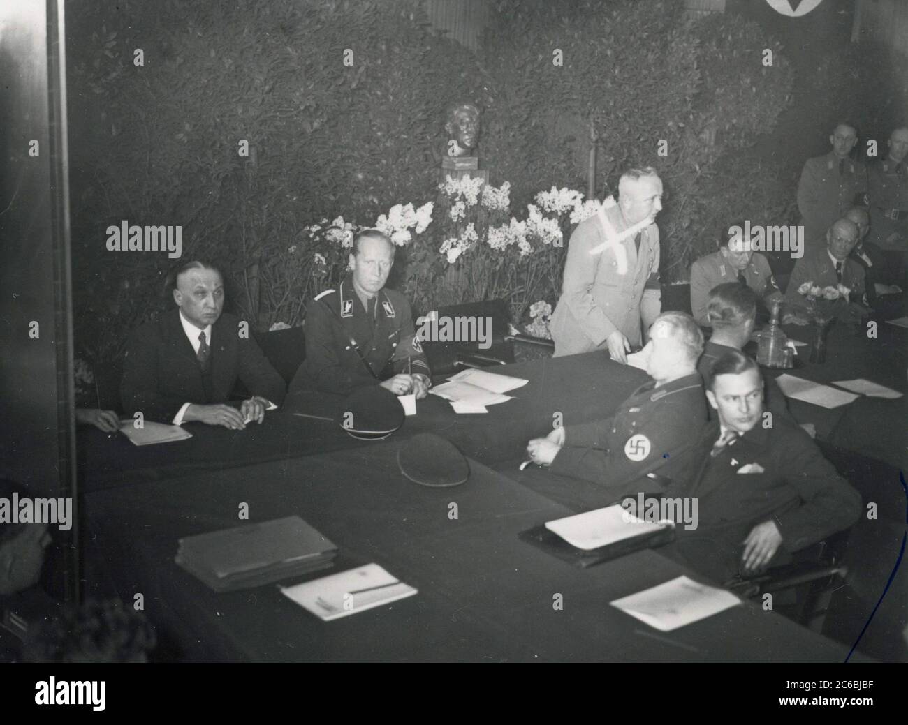 Meeting - Ley Heinrich Hoffmann Photographs 1934 Adolf Hitler's ...